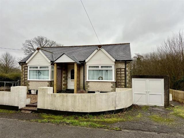 3 bedroom detached bungalow for sale