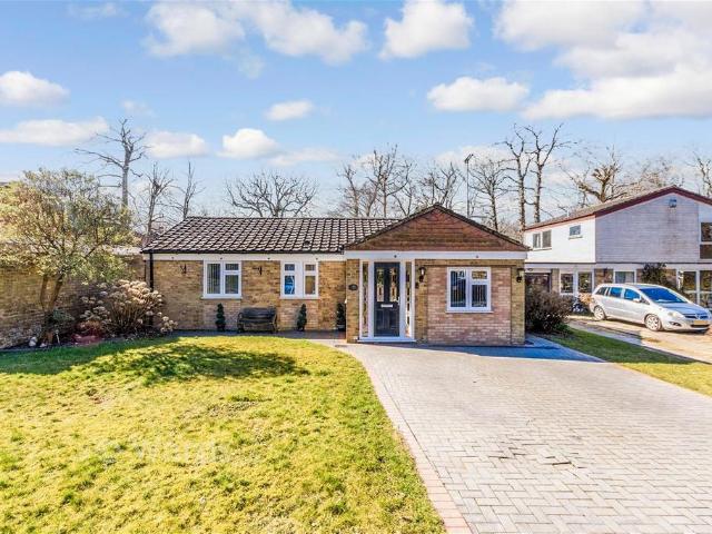 3 bedroom detached bungalow for sale