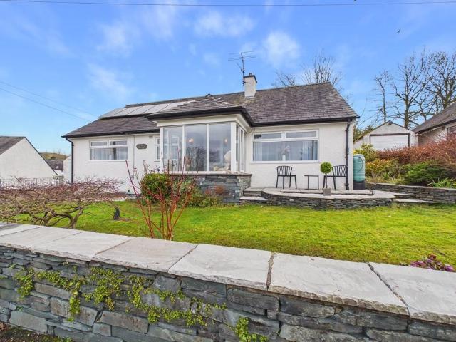 3 bedroom detached bungalow for sale