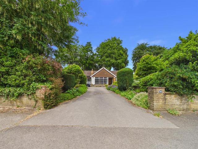 3 bedroom detached bungalow for sale