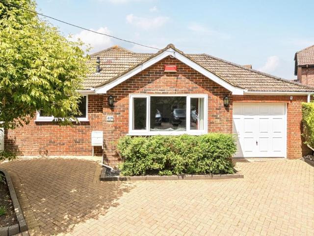 3 bedroom detached bungalow for sale
