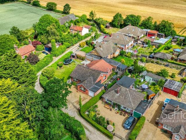 3 bedroom detached bungalow for sale