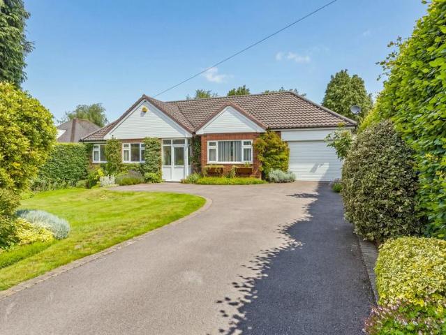 3 bedroom detached bungalow for sale