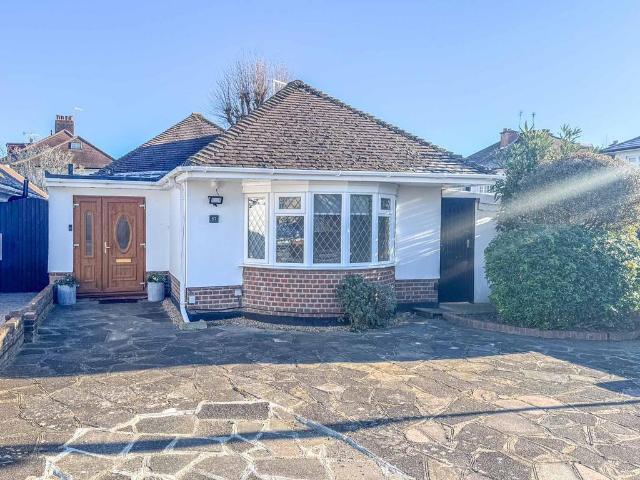 3 bedroom detached bungalow for sale