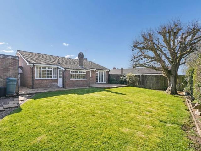 3 bedroom detached bungalow for sale