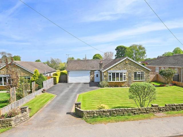 3 bedroom detached bungalow for sale