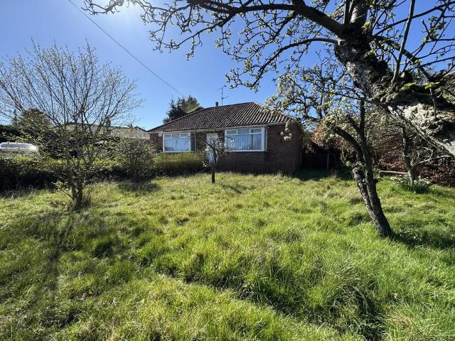 3 bedroom detached bungalow for sale