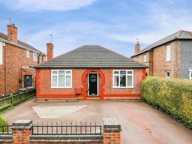 3 bedroom detached bungalow for sale