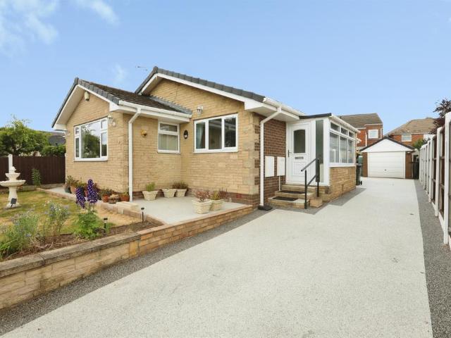 3 bedroom detached bungalow for sale