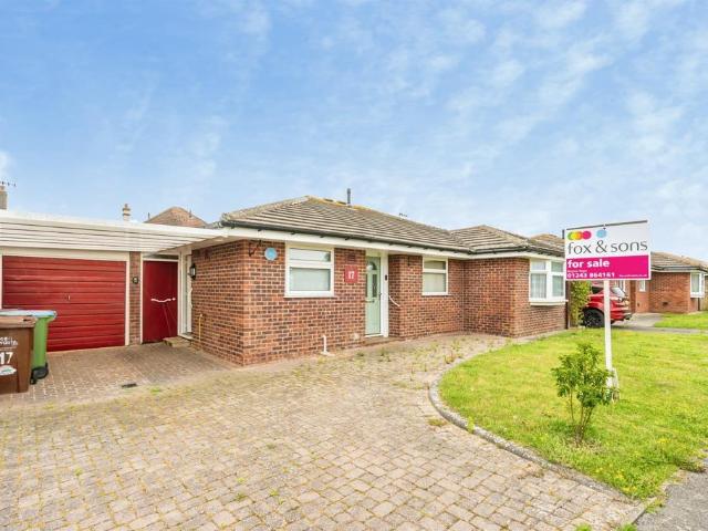 3 bedroom detached bungalow for sale