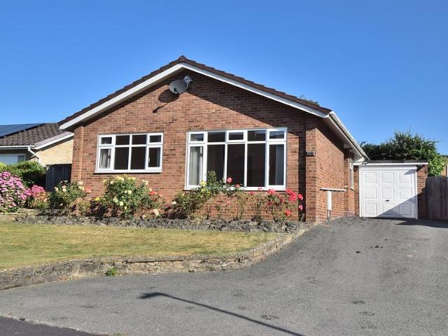 3 bedroom detached bungalow for sale