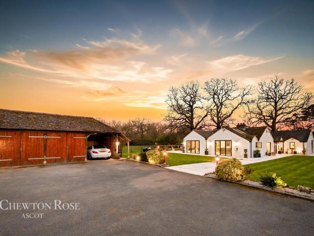 3 bedroom detached bungalow for sale