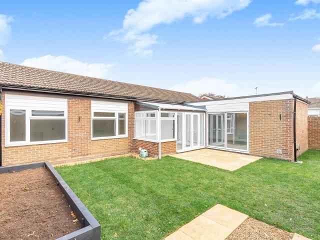 3 bedroom detached bungalow for sale