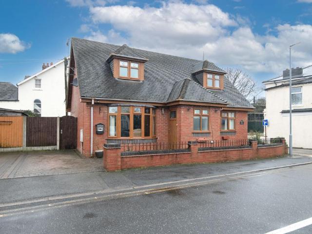 3 bedroom detached bungalow for sale