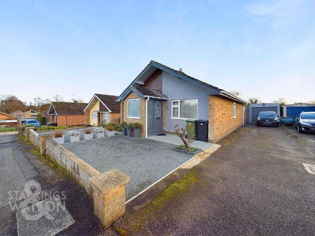 3 bedroom detached bungalow for sale