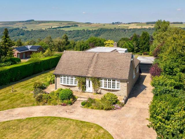 3 bedroom detached bungalow for sale