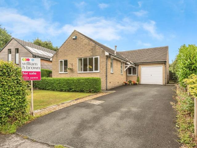 3 bedroom detached bungalow for sale