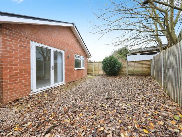 3 bedroom detached bungalow for sale