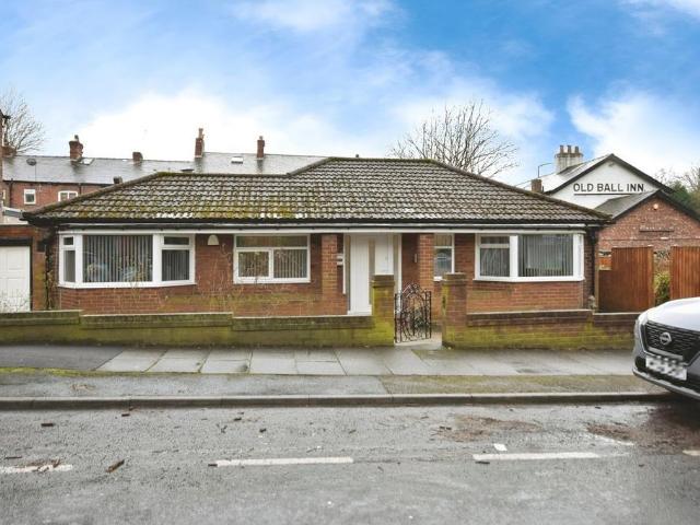 3 bedroom detached bungalow for sale