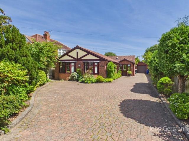 3 bedroom detached bungalow for sale