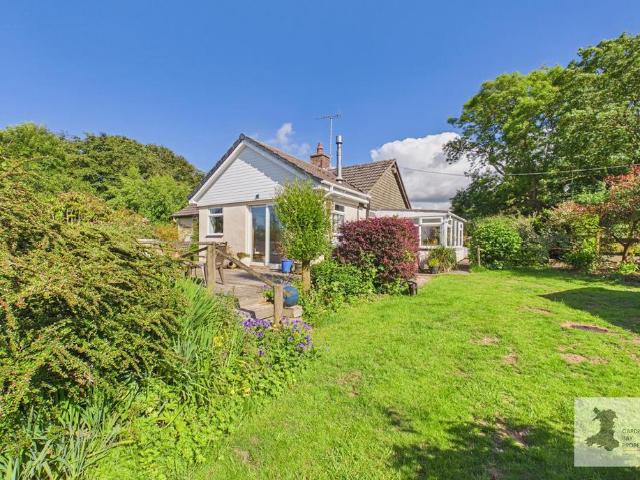 3 bedroom detached bungalow for sale