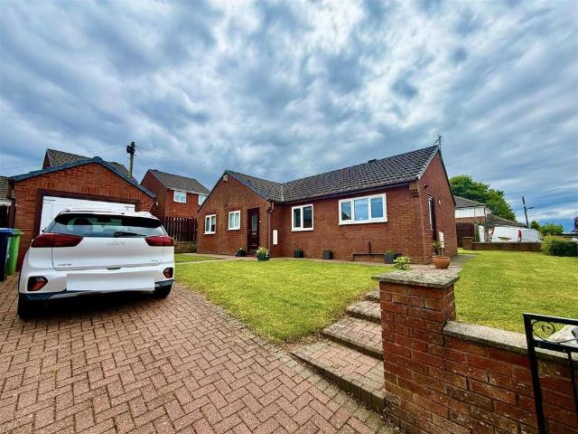 3 bedroom detached bungalow for sale