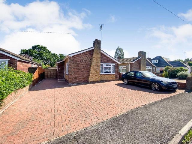 3 bedroom detached bungalow for sale
