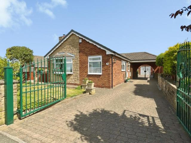 3 bedroom detached bungalow for sale