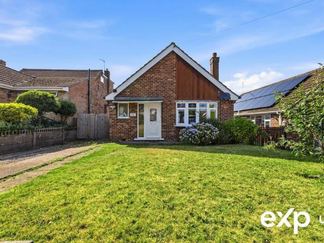 3 bedroom detached bungalow for sale