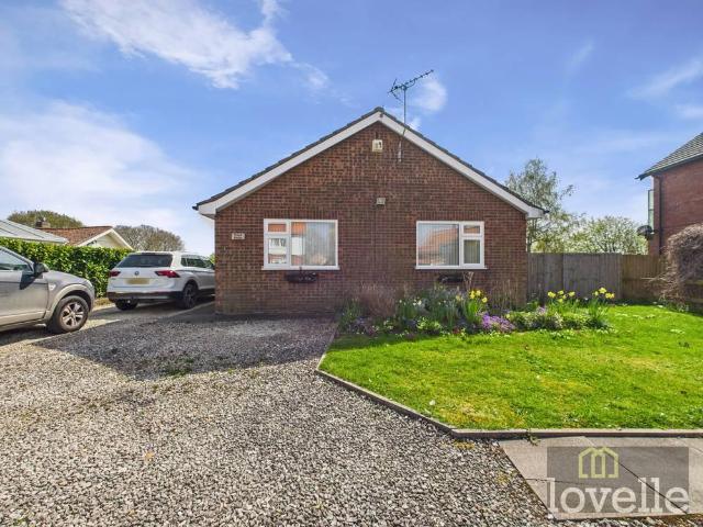 3 bedroom detached bungalow for sale