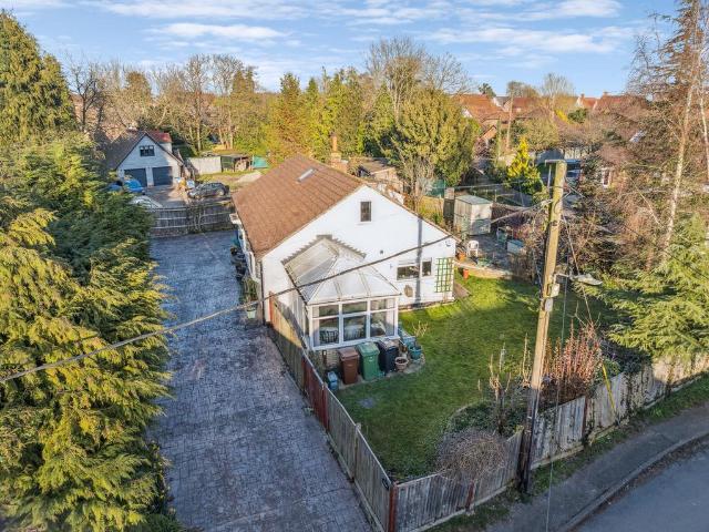 3 bedroom detached bungalow for sale