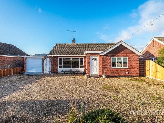 3 bedroom detached bungalow for sale