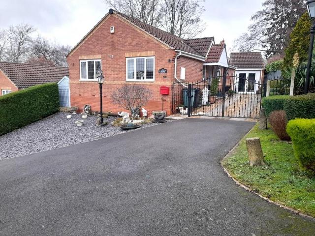 3 bedroom detached bungalow for sale