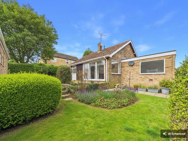 3 bedroom detached bungalow for sale