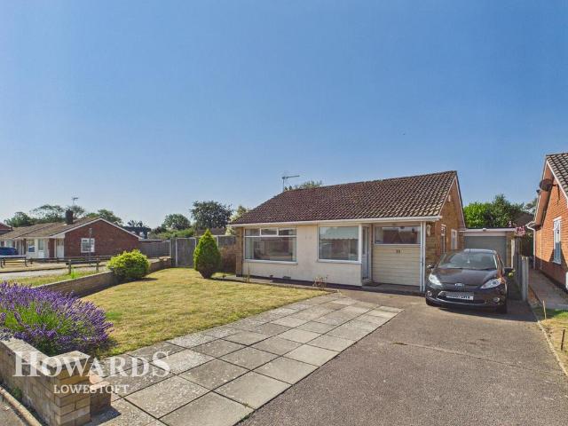 3 bedroom detached bungalow for sale