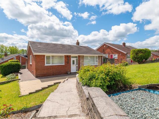 3 bedroom detached bungalow for sale