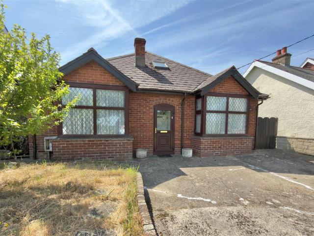 3 bedroom detached bungalow for sale
