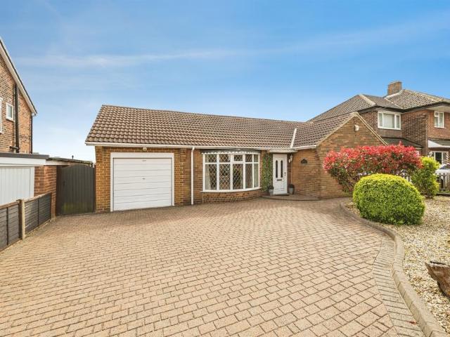 3 bedroom detached bungalow for sale