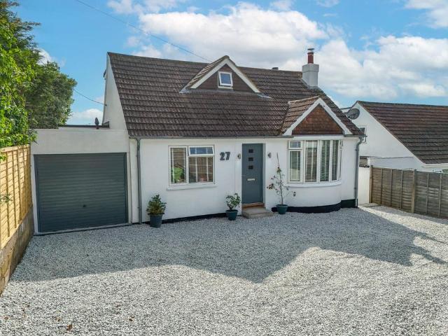 3 bedroom detached bungalow for sale