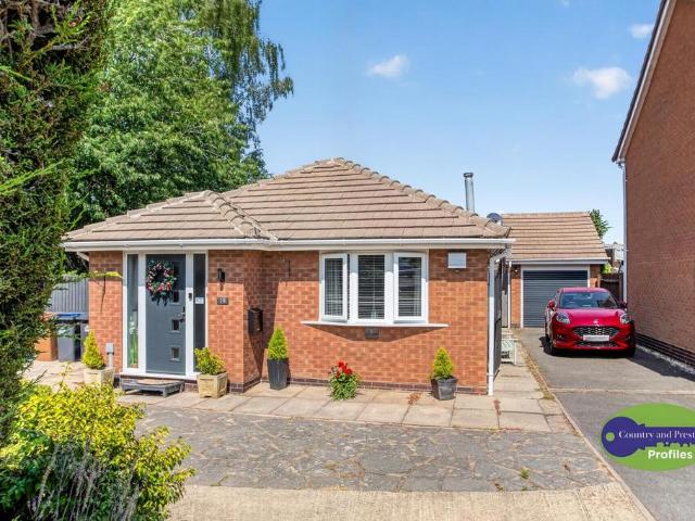 3 bedroom detached bungalow for sale