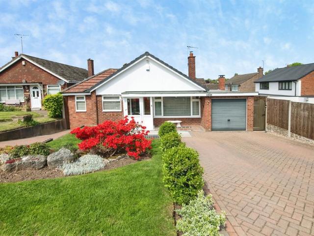 3 bedroom detached bungalow for sale