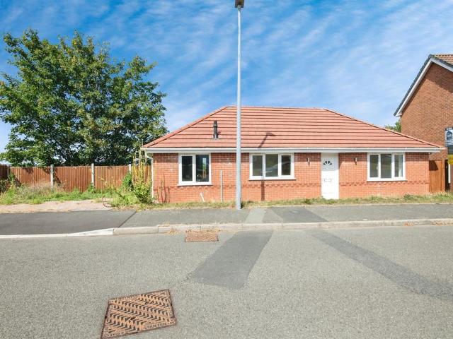 3 bedroom detached bungalow for sale