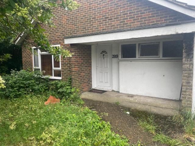 3 bedroom detached bungalow for sale