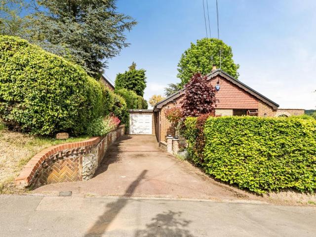 3 bedroom detached bungalow for sale