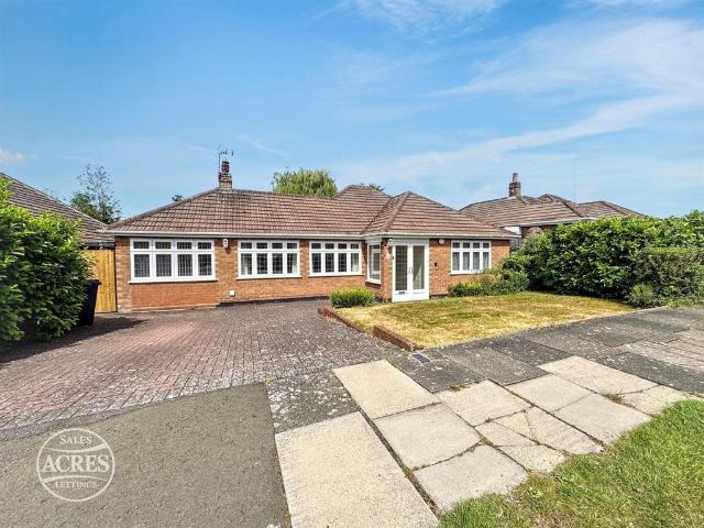 3 bedroom detached bungalow for sale
