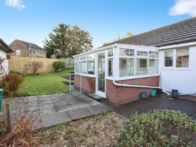 3 bedroom detached bungalow for sale