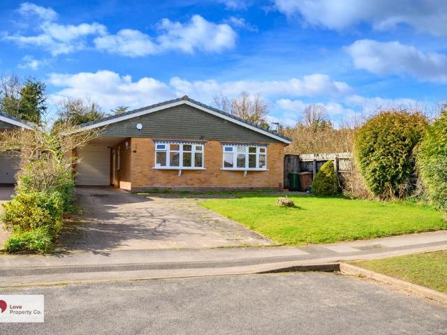 3 bedroom detached bungalow for sale