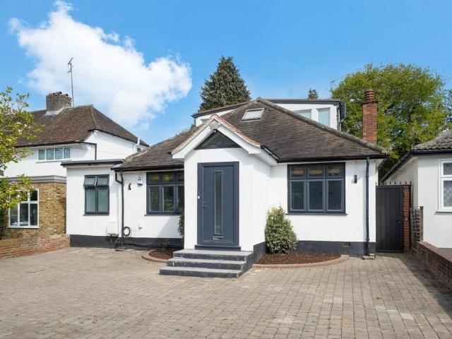 3 bedroom detached bungalow for sale