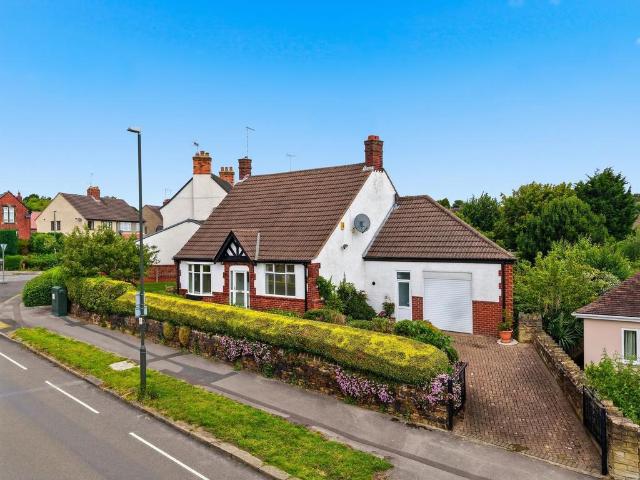 3 bedroom detached bungalow for sale