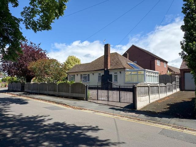 3 bedroom detached bungalow for sale